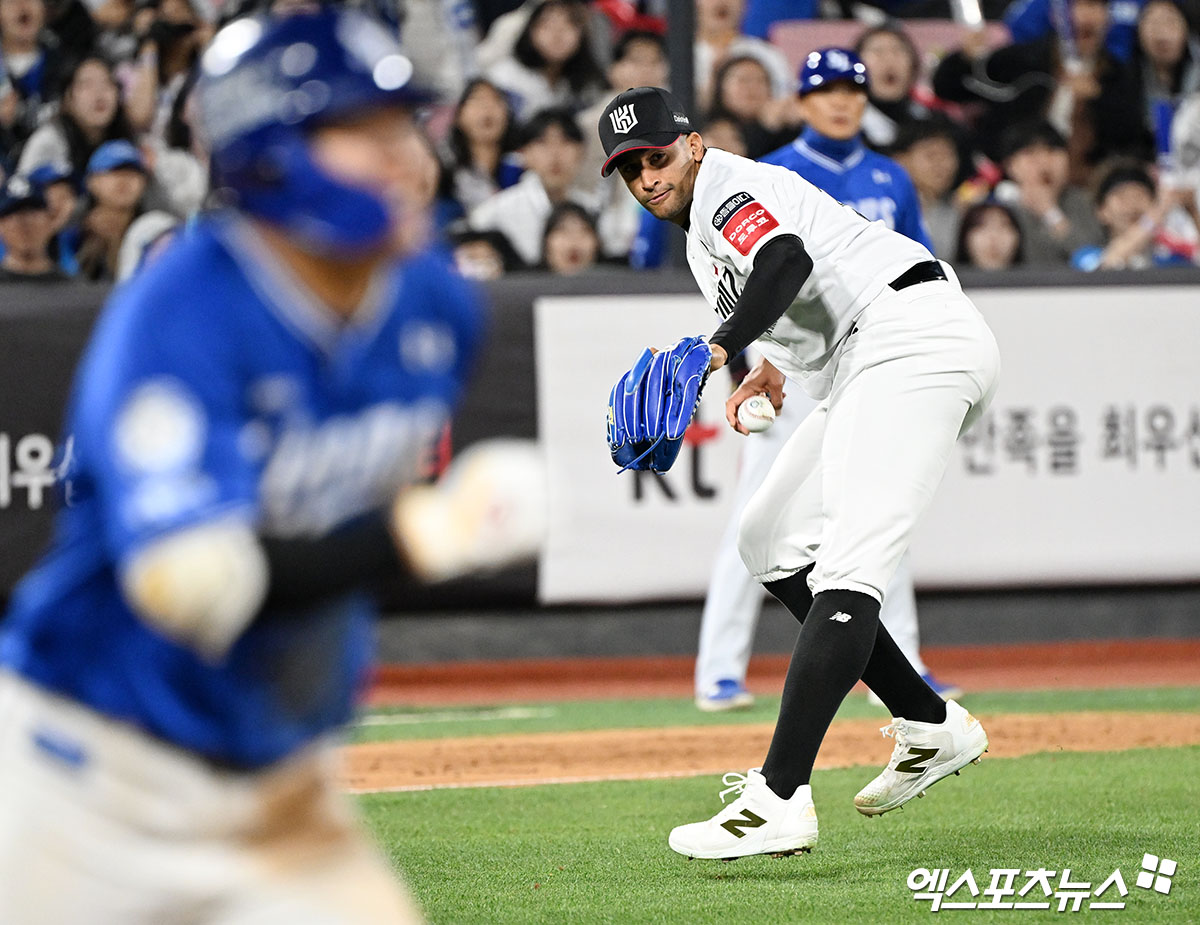 쿠에바스 '직접 처리한다'[포토] - 나무뉴스