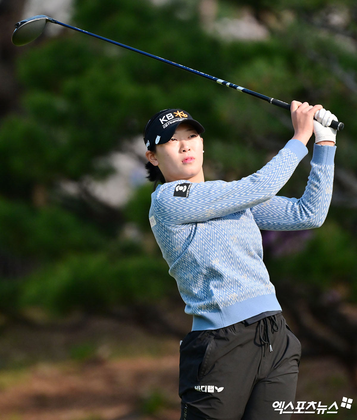 첫 메이저대회 'KLPGA 챔피언십' 온다!…'장타 여왕' 방신실·'디펜딩 챔피언' 이정민 등 출격 (엑스포츠뉴스) - 나무뉴스