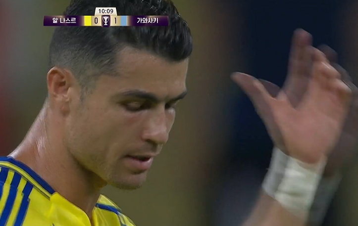 호날두 짜증 냈다!…가와사키, 알나스르 골문에 '쾅'→ACLE 이변 나올까 (엑스포츠뉴스) - 나무뉴스