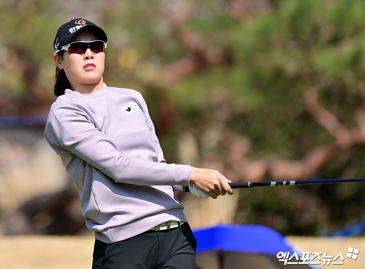 '디펜딩 챔피언' 이정민, KLPGA 챔피언십 출전 취소…"목 담 통증+손목 부상 예방 때문" (엑스포츠뉴스) - 나무뉴스