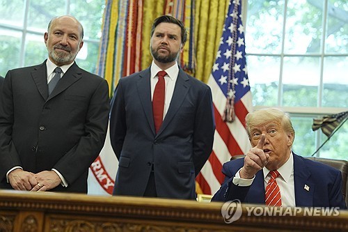美, 英과 첫 무역합의…영국산 車 관세 일부인하·철강은 폐지(종합) (연합뉴스) - 나무뉴스