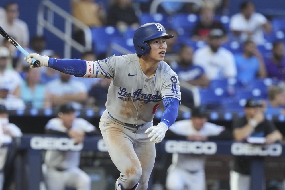 '대타 출전' 김혜성, 타구 속도 159km/h에도 안타 생산 불발…시즌 타율 0.304 (엑스포츠뉴스) - 나무뉴스