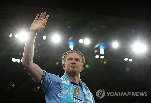 '감동 그 자체!' KDB, 나폴리 이적 이유 공개했다 "맨시티 위해 EPL 2곳 이적 제안 거절했다" (엑스포츠뉴스) - 나무뉴스