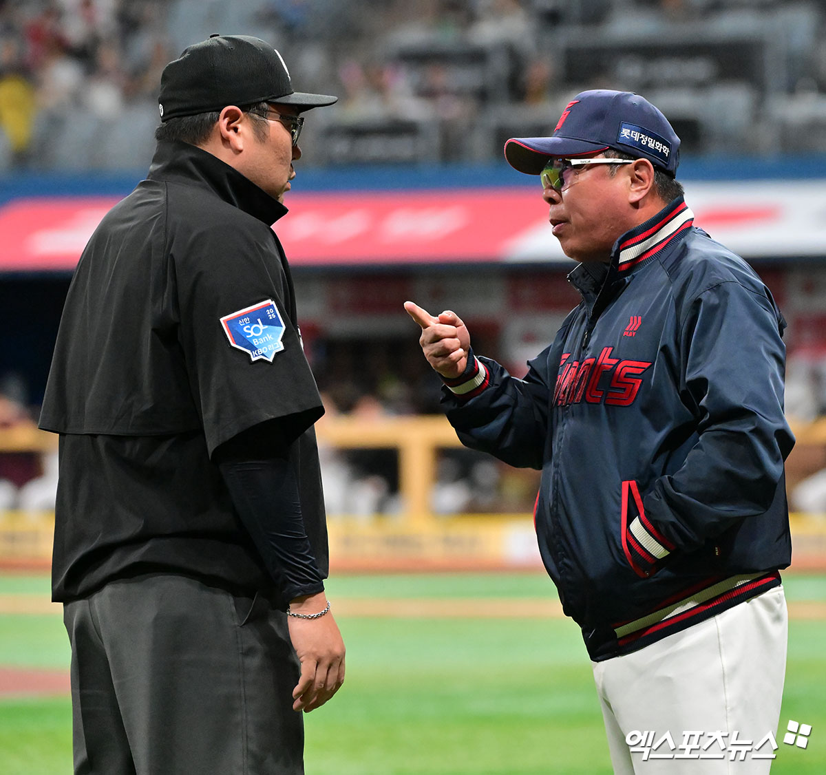 논란의 체크 스윙, 후반기 비디오 판독 시행?…KBO "올해는 어려워, 2군서 테스트 시간 필요" [잠실 현장] - 나무뉴스