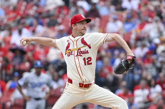 김혜성이 돌아왔다! 'ML 4할 타자' 존재감 폭발→KBO MVP 페디와 격돌→2안타 1도루…다저스 1-2 끝내기 패배 (엑스포츠뉴스) - 나무뉴스