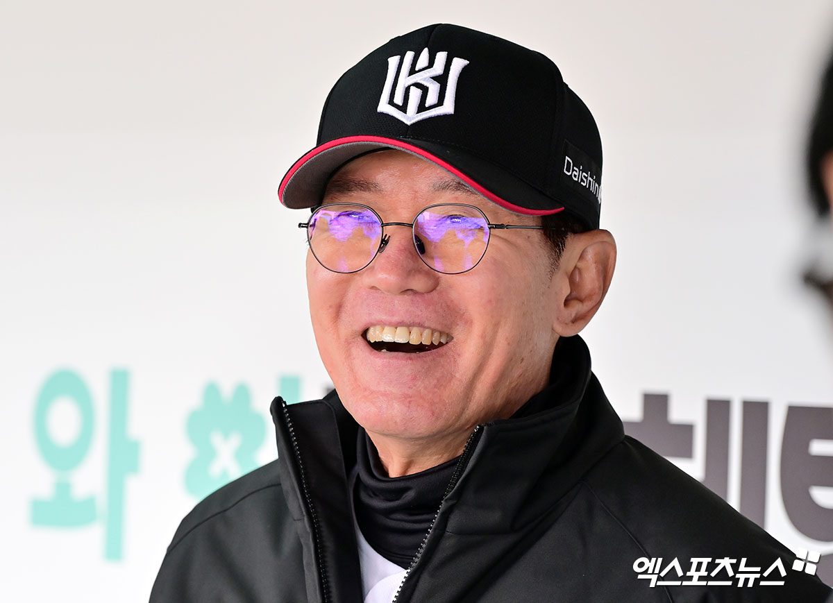 박세웅과 롯데 울리고 공동 4위 도약한 KT...이강철 감독 "오원석, 3실점했지만 좋은 투구 보여줬다" [수원 현장] (엑스포츠뉴스) - 나무뉴스