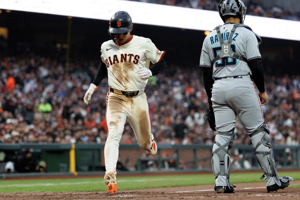 터졌다 이정후! '11일 만의 장타→3G 연속 출루'하며 타격 반등 예고…'마운드 붕괴' SF는 마이애미전 스윕패 (엑스포츠뉴스) - 나무뉴스