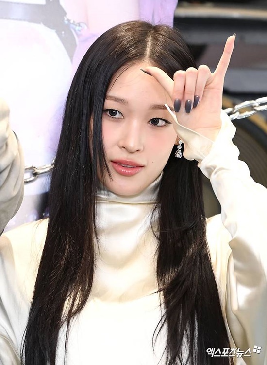 '신세계家' 애니, 집안 눈치 외면한 채 타조 개인기…"테디는 뭐라고 할 듯" (집대성) (엑스포츠뉴스) - 나무뉴스