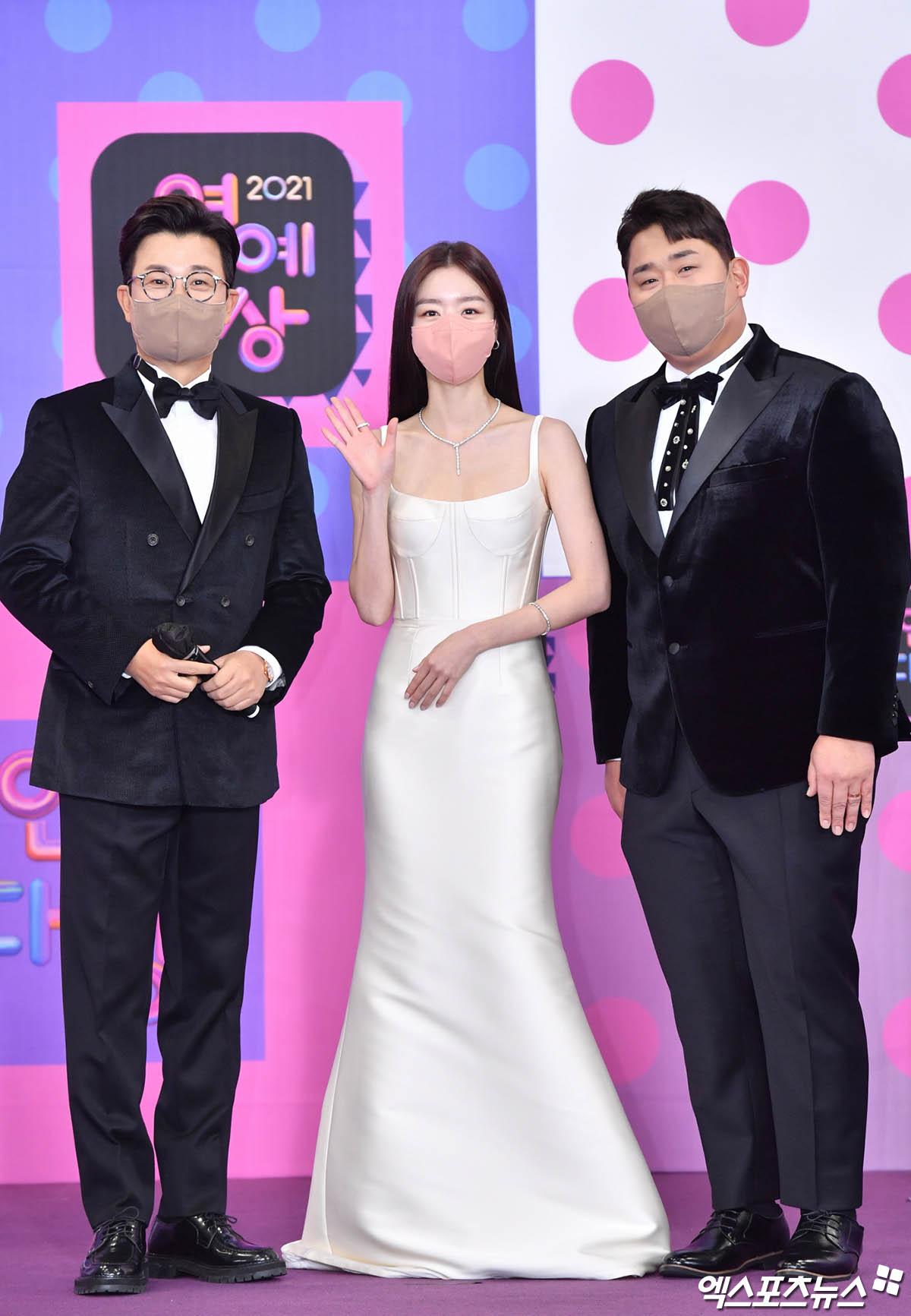 김성주-한선화-문세윤 '2021 KBS 연예대상 3MC'[엑's HD포토] - 나무뉴스