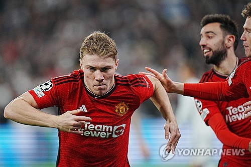 "성공할 운명이었네!"...'1400억 먹튀→6G 연속골' 맨유 FW, 어린 시절 '손편지' 공개 - 나무뉴스