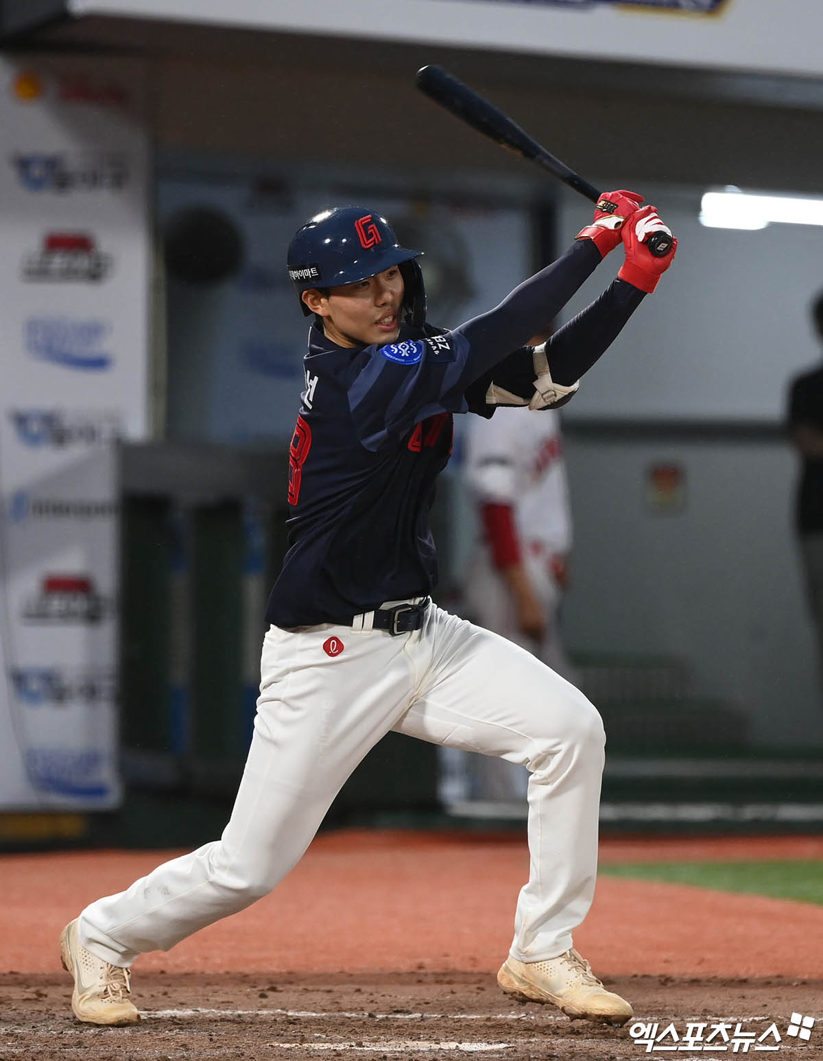 '윌커슨 5승+14안타 폭발' 롯데, SSG 8-1 꺾고 위닝시리즈…8승8패로 맞대결 마감 - 나무뉴스