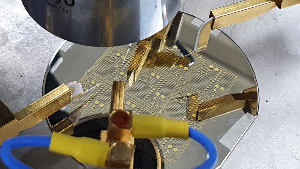 "작지만 강하다"…ETRI, 전기차용 질화갈륨 전력반도체 개발 (연합뉴스) - 나무뉴스