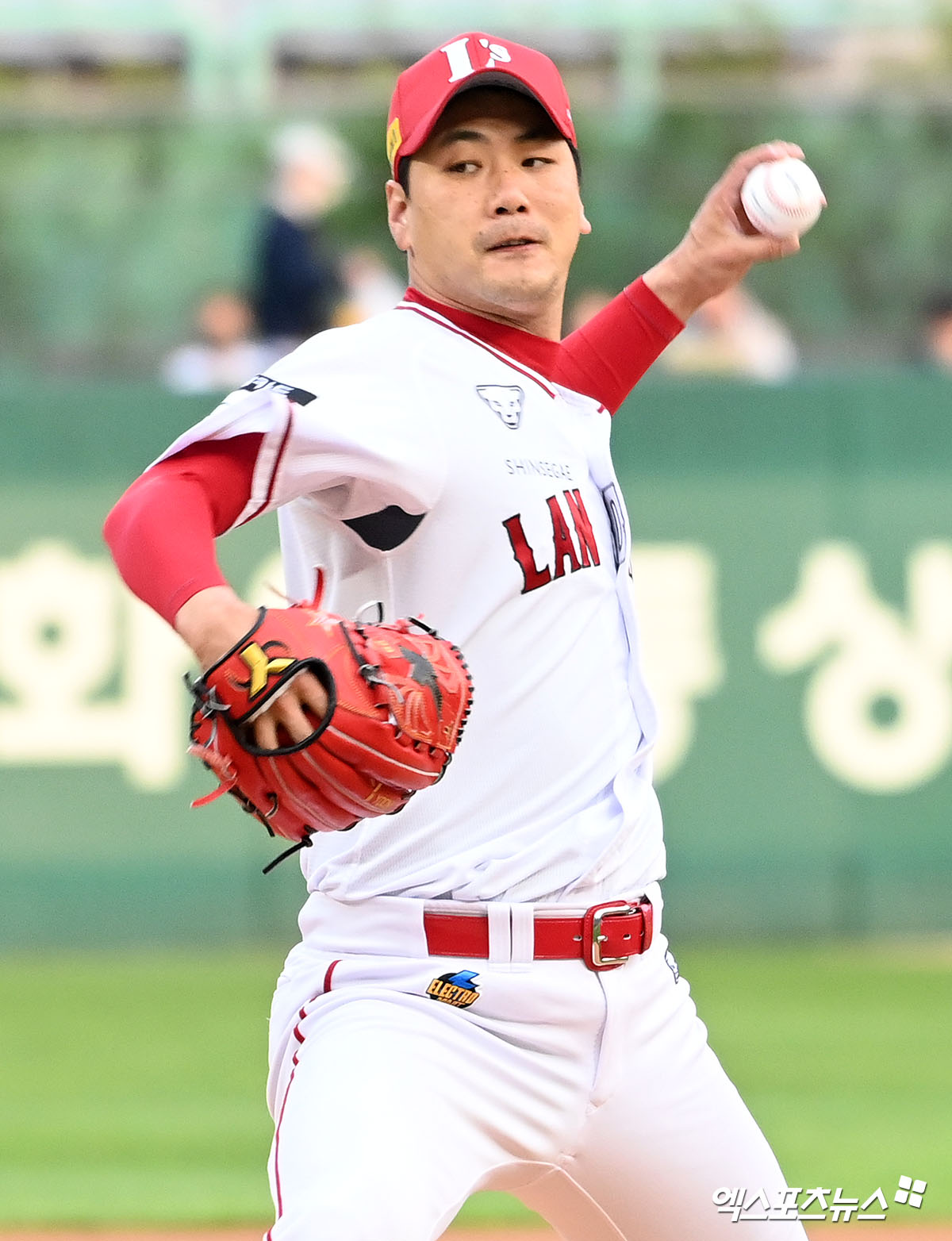 '김광현 3승+추신수 첫 아치' SSG, 키움 꺾고 위닝시리즈 달성 [문학:스코어] (엑스포츠뉴스) - 나무뉴스