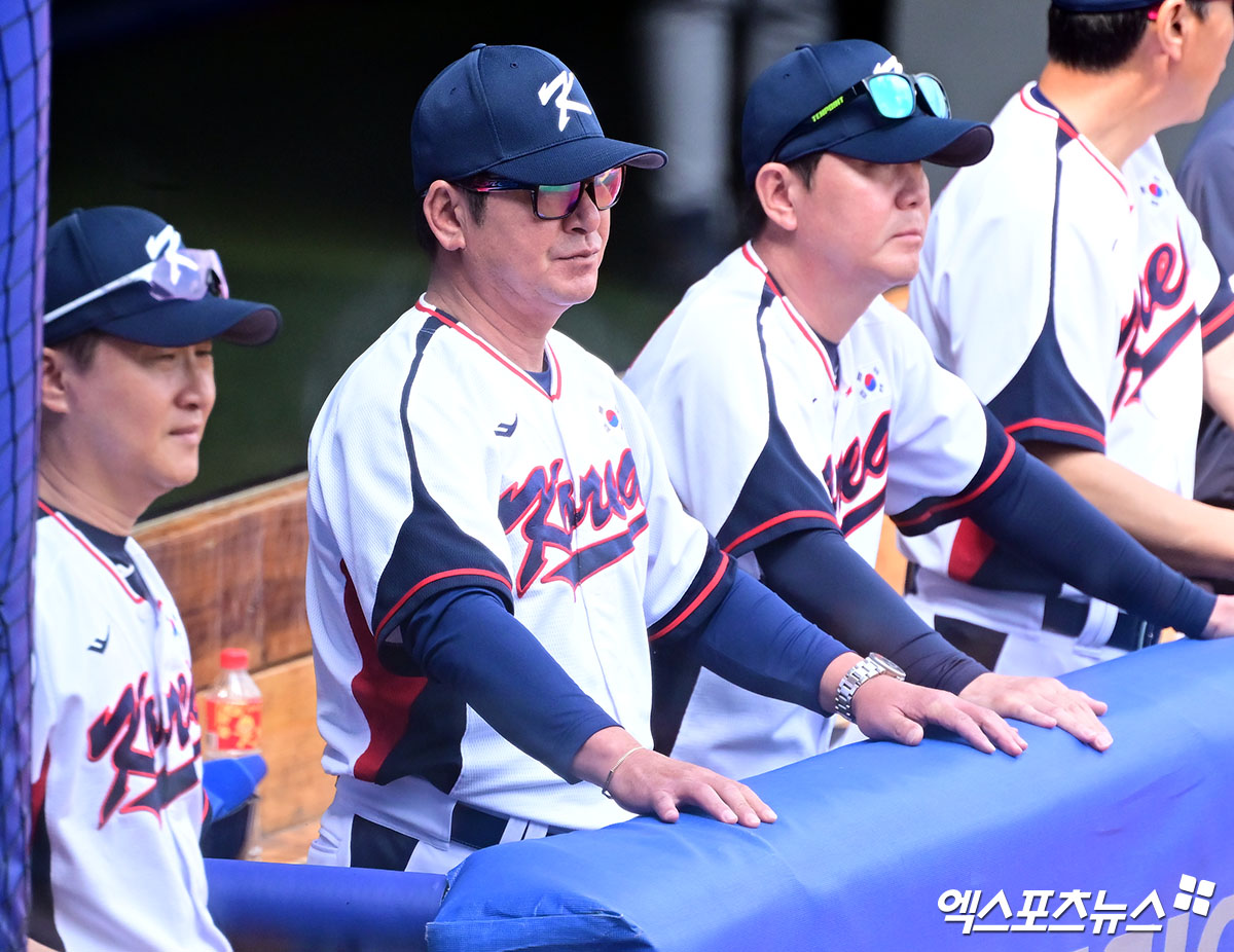 류중일호, 결전지 도쿄로 출국…16일 호주·18일 일본과 1차전 [APBC] - 나무뉴스