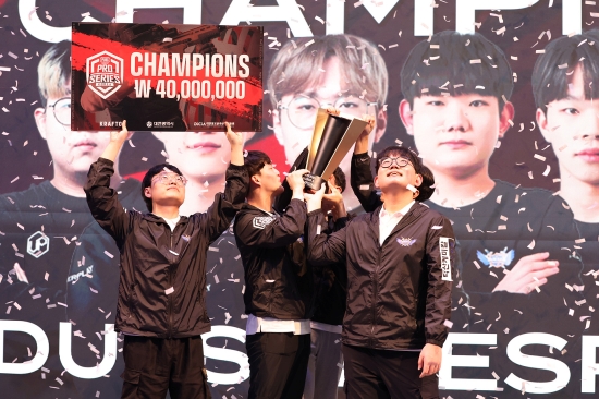 'PMPS 시즌3 우승' 덕산이스포츠 "목표는 '2023 PMGC' 우승, 좋은 모습 보여드릴 것" [인터뷰] (엑스포츠뉴스) - 나무뉴스