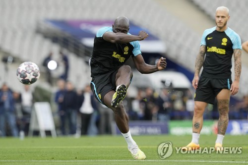 첼시 103kg FW 파격 선언…"인터 밀란 잔류 위해 연봉 50% 삭감→사우디 돈 싫다, 안가" - 나무뉴스