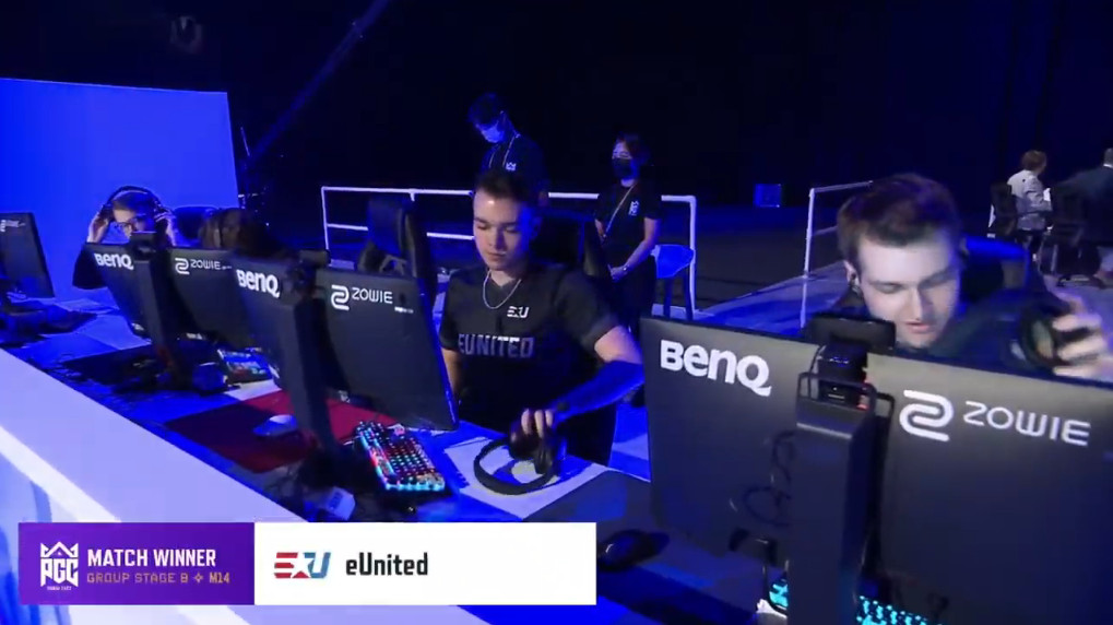 '침묵 끝!' eU, 매치14 치킨으로 1위 굳히기 돌입…젠지는 11위 도약 [PGC 2022] - 나무뉴스