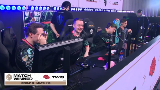 '비켄디를 휩쓴 회오리'…TWIS, 그룹스테이지 그룹B 2일 차 4매치 치킨 획득 (PGC) - 나무뉴스