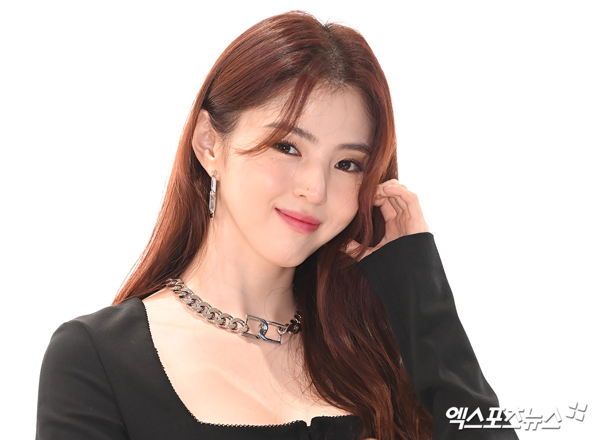 "한소희의 재발견"…고졸→노화 악플 대비, 솔직 당당 행보 '응원' [엑's 이슈] (엑스포츠뉴스) - 나무뉴스