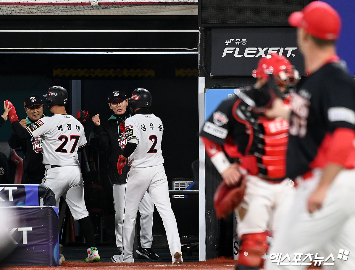 놀린 난조+타선 침묵 겹친 KIA, 하루로 끝난 4년의 기다림 [WC1] - 나무뉴스