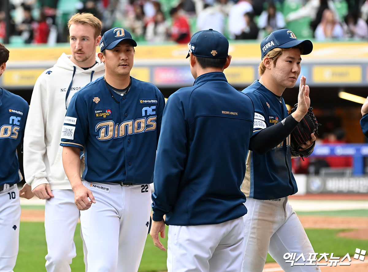 진땀승에도 이용찬 믿는 NC...강인권 감독 "그래도 마무리로 계속 간다" [준PO1] - 나무뉴스