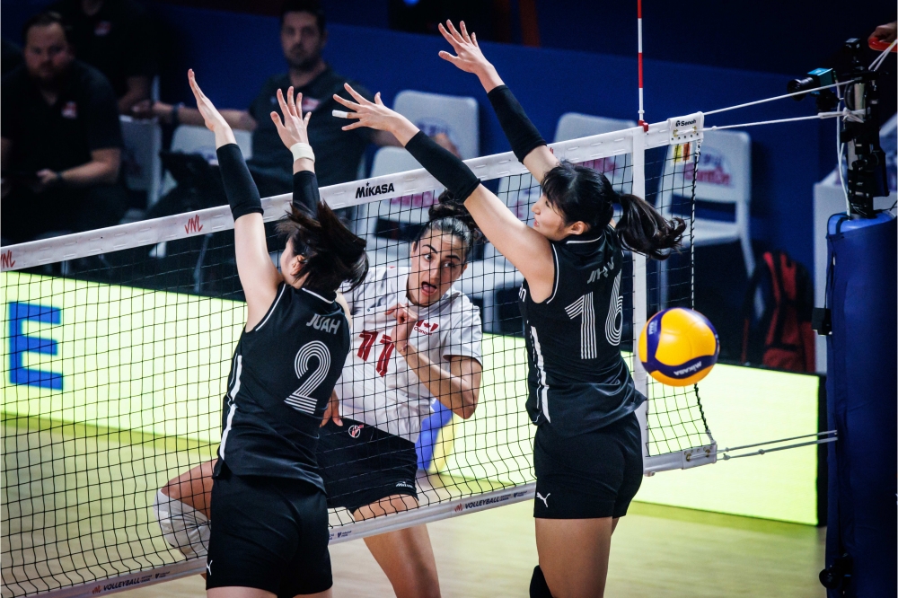 '높이 실감하며 와르르' 여자배구 대표팀, 캐나다에 0-3 완패…VNL 2연패 (엑스포츠뉴스) - 나무뉴스