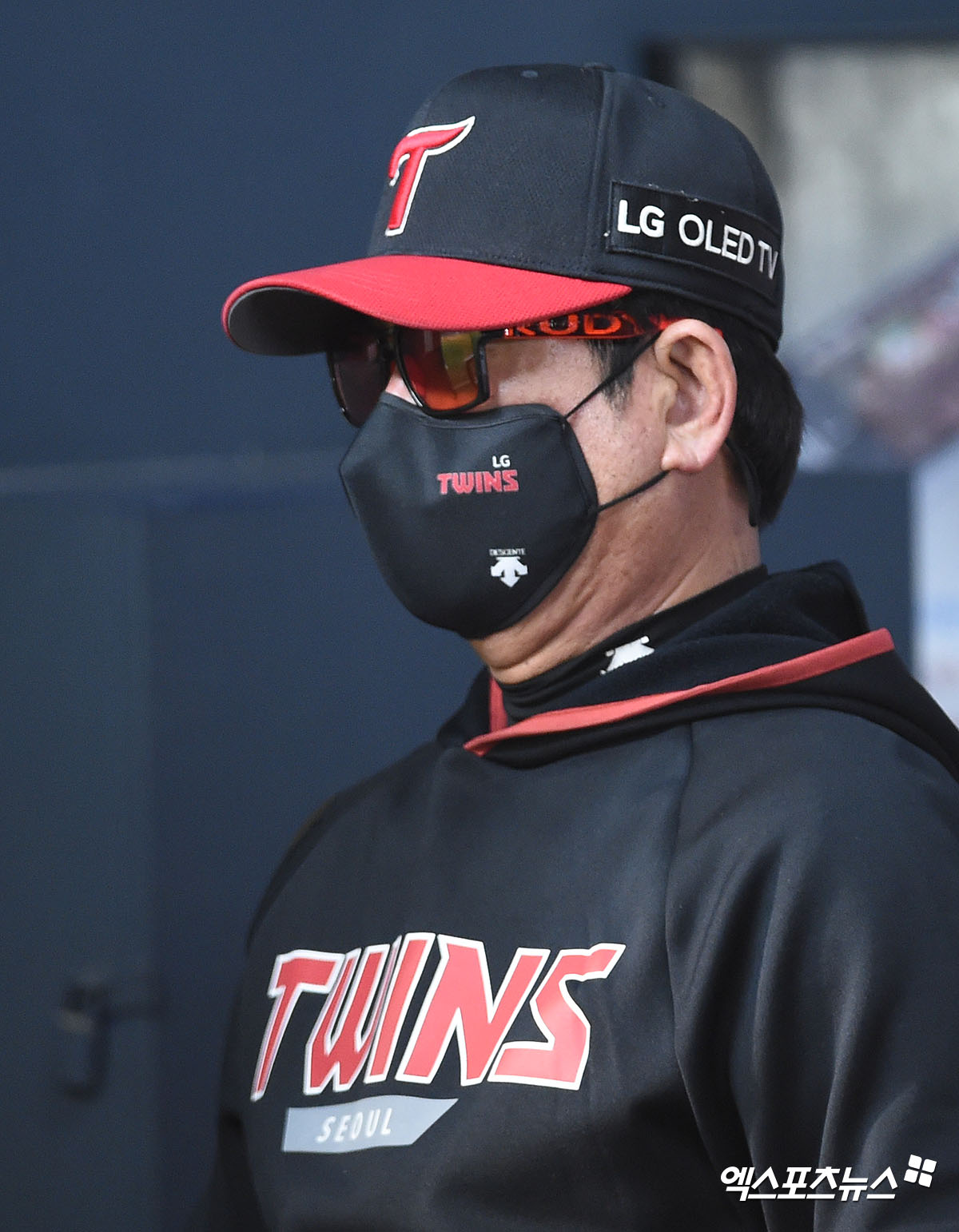 류중일 감독 "플렉센 공략 실패가 패인, 2차전 총력" [준PO1:코멘트] (엑스포츠뉴스) - 나무뉴스