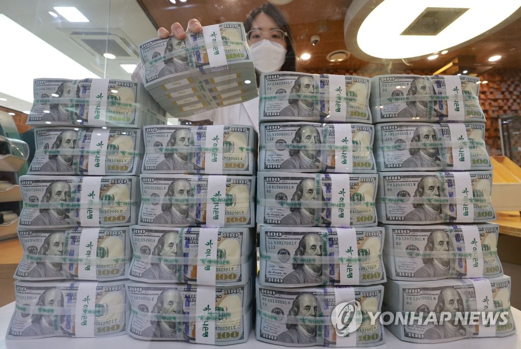 환율, FOMC 대기하며 장 초반 소폭 상승…1,410원대 후반 (연합뉴스) - 나무뉴스