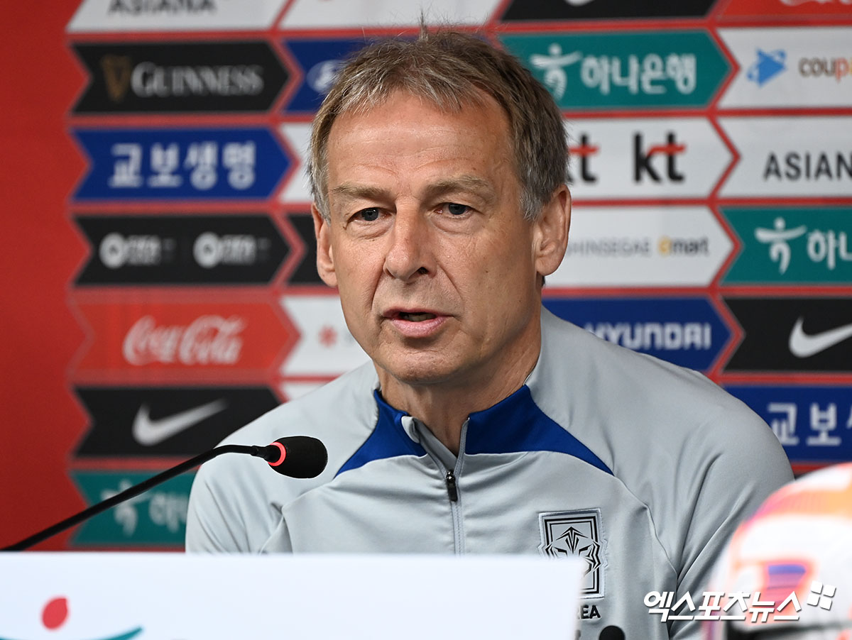 '무승 굴욕' 클린스만호, 9월 사우디+10월 튀니지와 맞대결…10월 남은 A매치는 베트남? (엑스포츠뉴스) - 나무뉴스