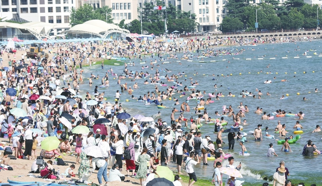 중국 폭염에 '헉헉'…가축 폐사 속출하고 지하 대피시설 개방 (연합뉴스) - 나무뉴스