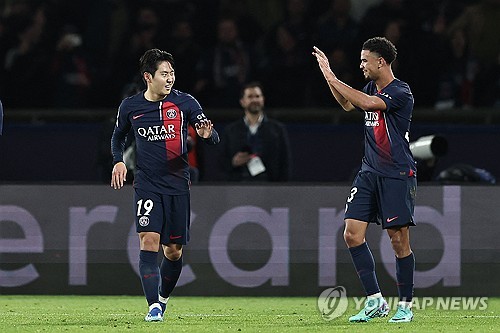 나무뉴스 - '호평일색' 이강인, UCL서 선발은 안갯 속…"MF 비티냐가 경험 더 많아, LEE는 더 공격적" (엑스포츠뉴스)