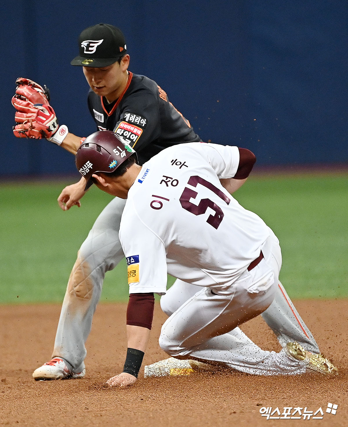 이정후 '도루에 성공'[포토] - 나무뉴스