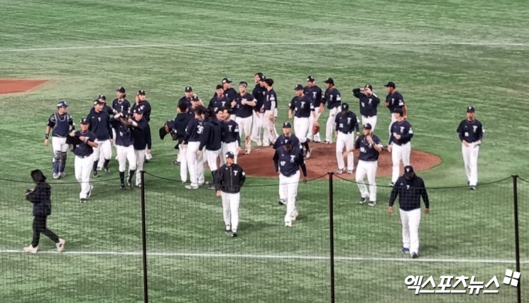 린징카이 쐐기 만루포 '쾅'…대만, 호주 6-0 완파 '첫 승'→18일 한국전 [APBC] (엑스포츠뉴스) - 나무뉴스