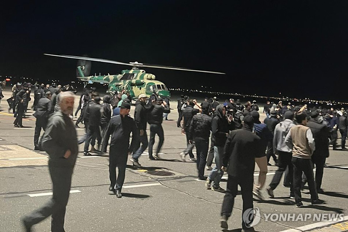 푸틴 "공항 시위, 우크라·서방이 조장…러 사회분열 시도"(종합2보) (연합뉴스) - 나무뉴스