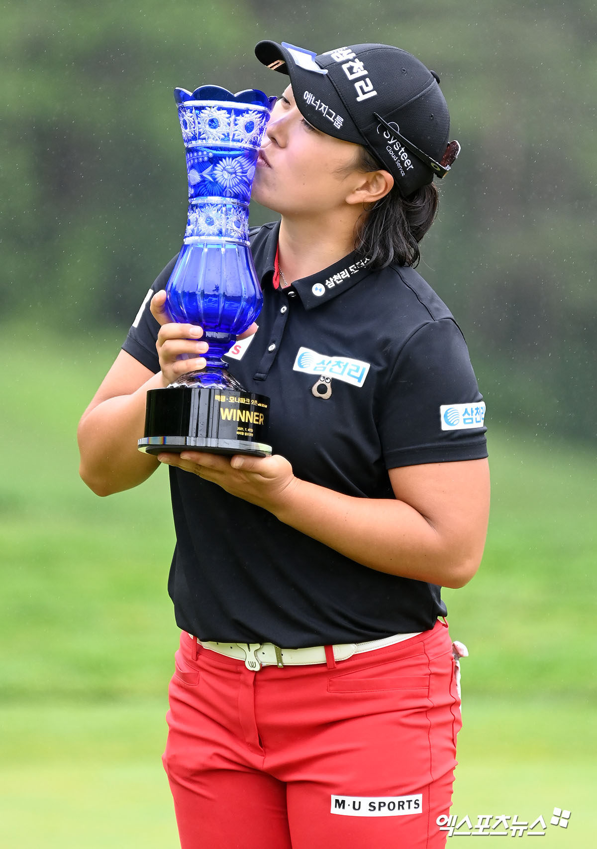 김해림, 3년 2개월 만에 KLPGA 투어 우승 (엑스포츠뉴스) - 나무뉴스