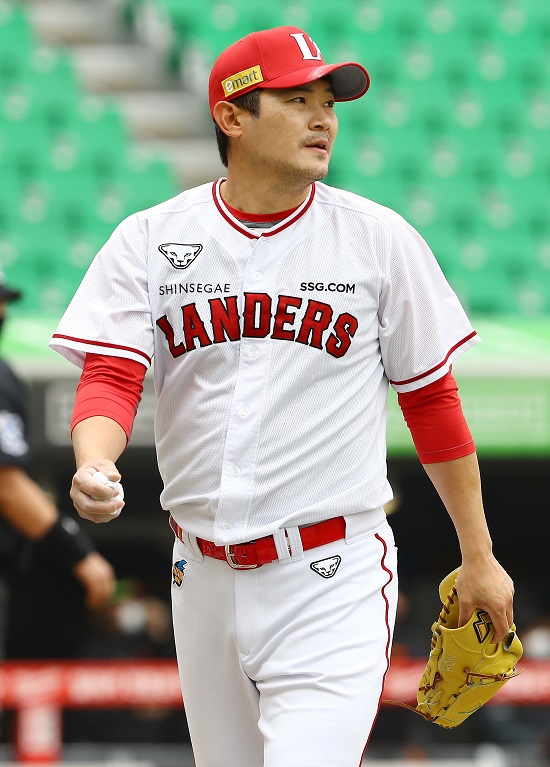 SSG, 홈런 세 방으로 NC에 4-1 KO승 [창원:스코어] (엑스포츠뉴스) - 나무뉴스