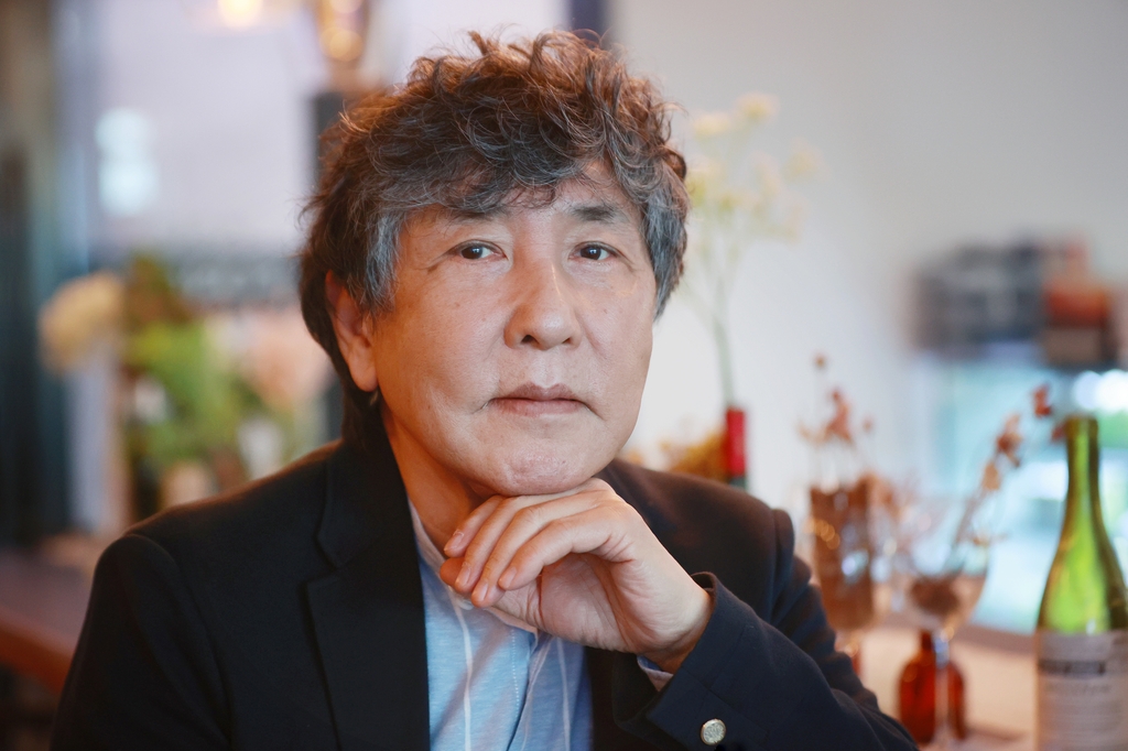 8년만의 단독 콘서트 이광조 "깨끗하게 노래할 때까지만 버틴다" (연합뉴스) - 나무뉴스