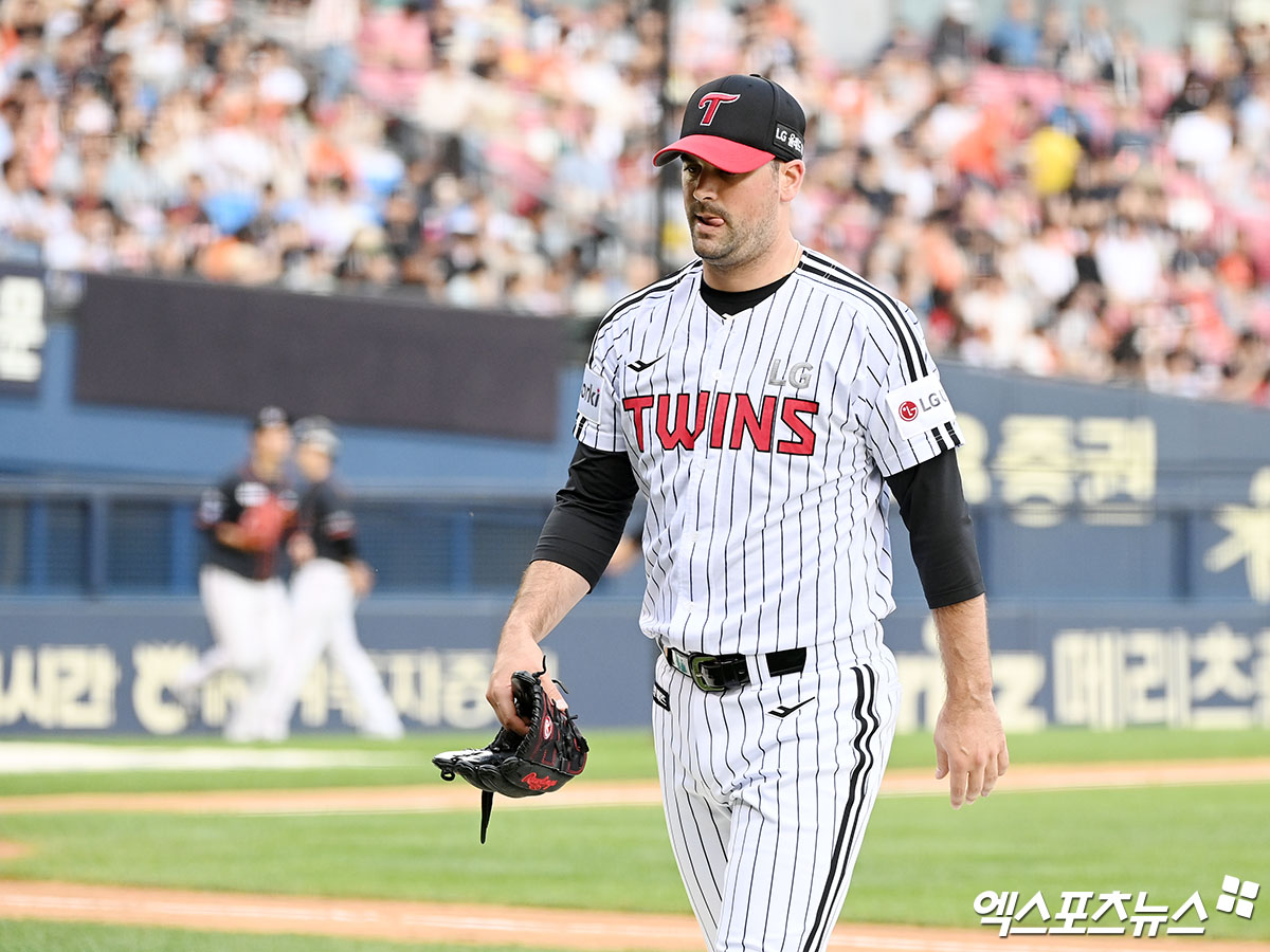 '4이닝 5실점' KBO 데뷔 후 최악투, 15G 무패 행진도 끝났다 (엑스포츠뉴스) - 나무뉴스