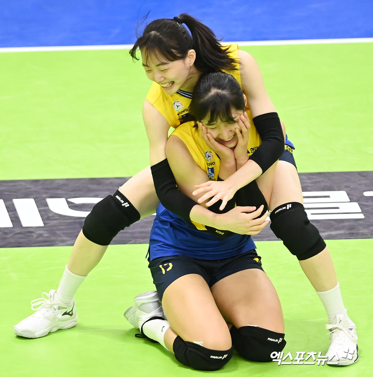 '6연승 주역' OK금융그룹 레오, 4R MVP…여자부는 현대건설 김다인 - 나무뉴스