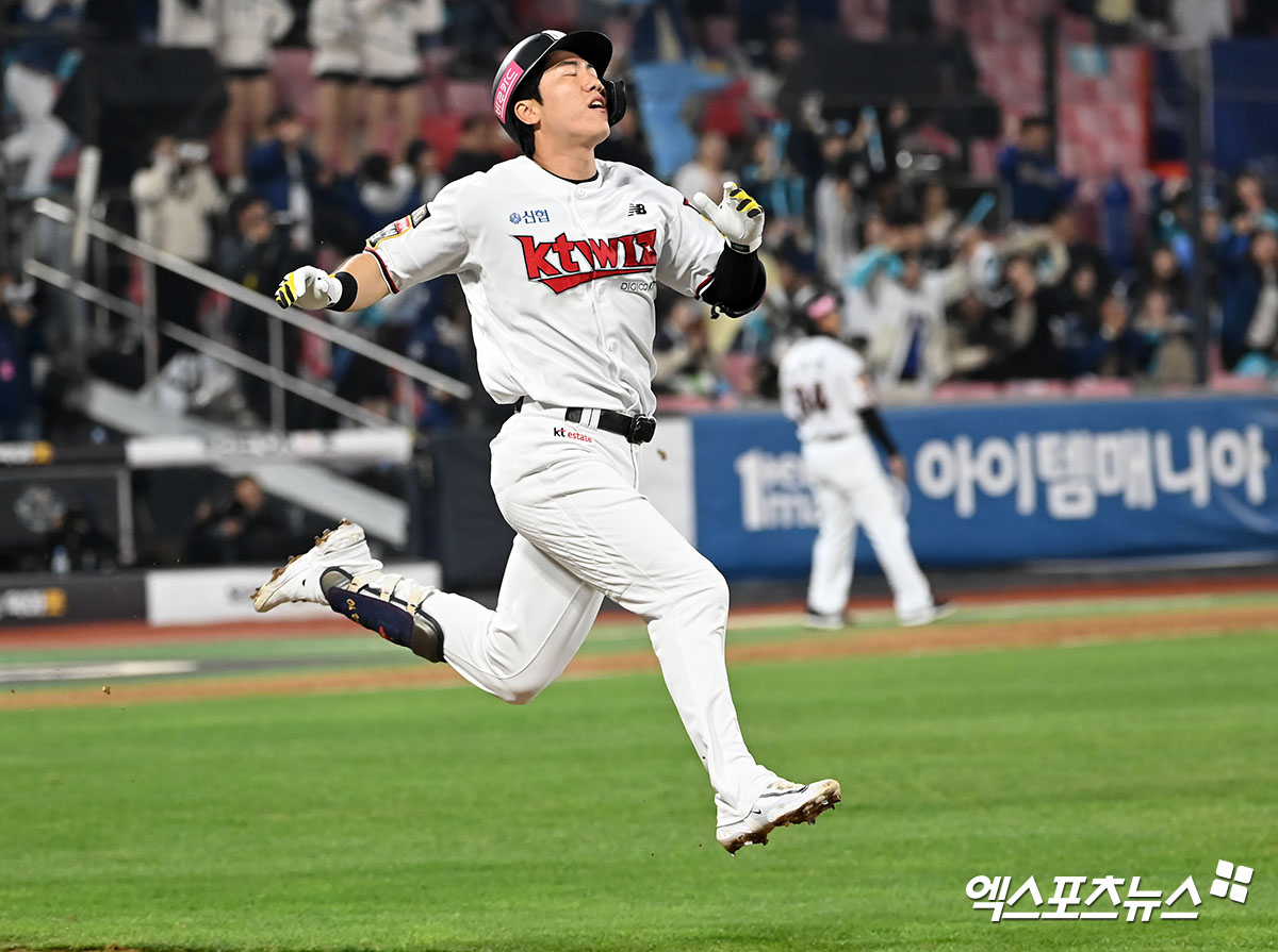 김주원 호수비에 울었던 오윤석 "기대했는데 너무 아쉬워, 3차전 꼭 이기고파" [PO3] (엑스포츠뉴스) - 나무뉴스