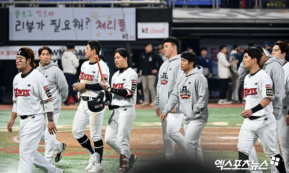 2패 뒤 3연승은 단 두 차례뿐, '탈락 위기' KT의 대반격은 가능할까 [PO3] (엑스포츠뉴스) - 나무뉴스