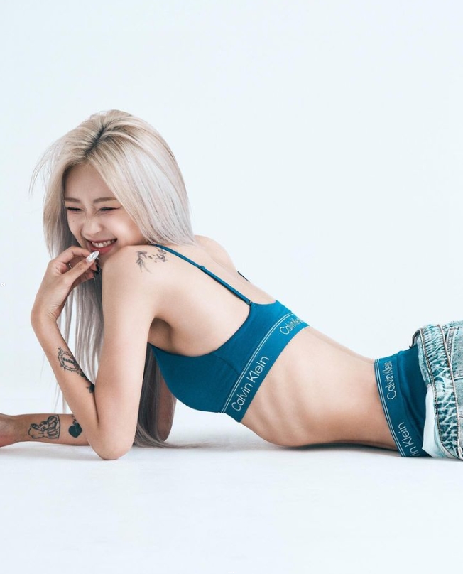 54kg→47kg 최준희, 세 번째 바디 프로필 공개…"포카리 느낌 낭낭" - 나무뉴스