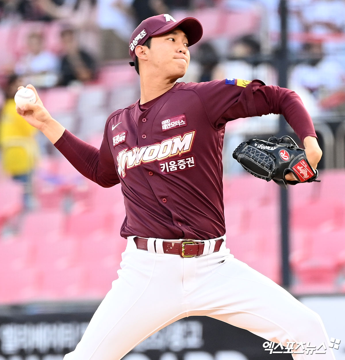 '110구 투혼' 아픔 없이 건재했다, 157km 에이스의 화려한 귀환 (엑스포츠뉴스) - 나무뉴스