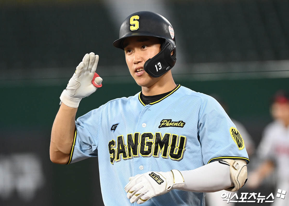 "저 몸 좋아졌어요! 벗어서 보여드릴까요?" [현장:톡] (엑스포츠뉴스) - 나무뉴스
