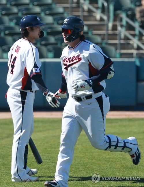 '박병호·강백호 대포+고영표 3이닝 3K' 대표팀, KT 8-2 제압…3연승 [WBC] (엑스포츠뉴스) - 나무뉴스