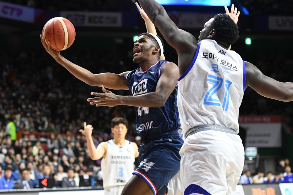 1라운드 마친 KBL, 지난 시즌 대비 입장 수익 26% 증가 '흥행 청신호' - 나무뉴스