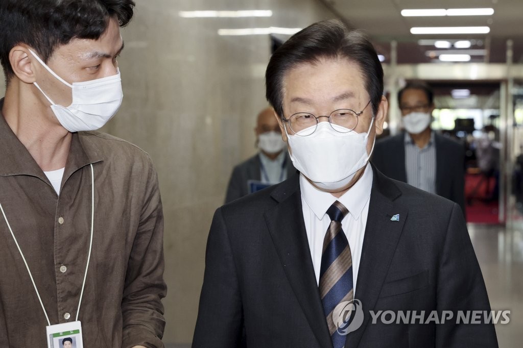 [2보] 이재명 檢 불출석…서면으로 답변…출석요구 사유 소멸 나무뉴스