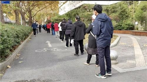 중국 코로나19 확산 진정되나…신규 감염자 사흘 연속 감소 나무뉴스
