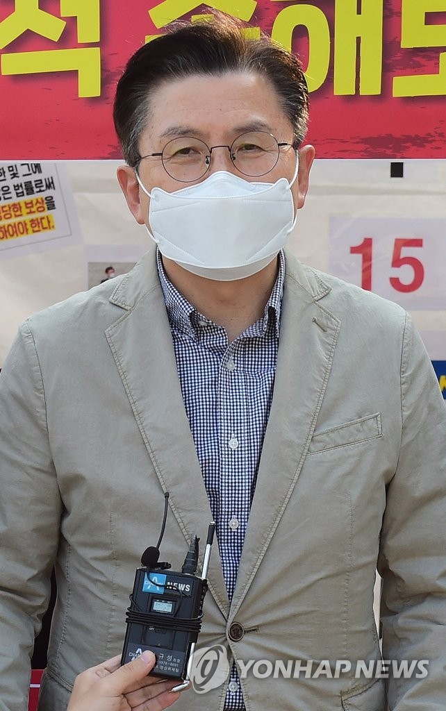 머쓱해진 황교안, "분발하겠다" 류호정에 "항상 응원" 댓글 - 나무뉴스