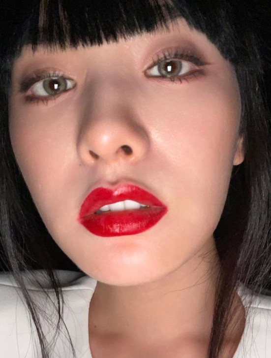 나나 전신 타투 드러내며 섹시美 발산…확 달라진 분위기 나무뉴스